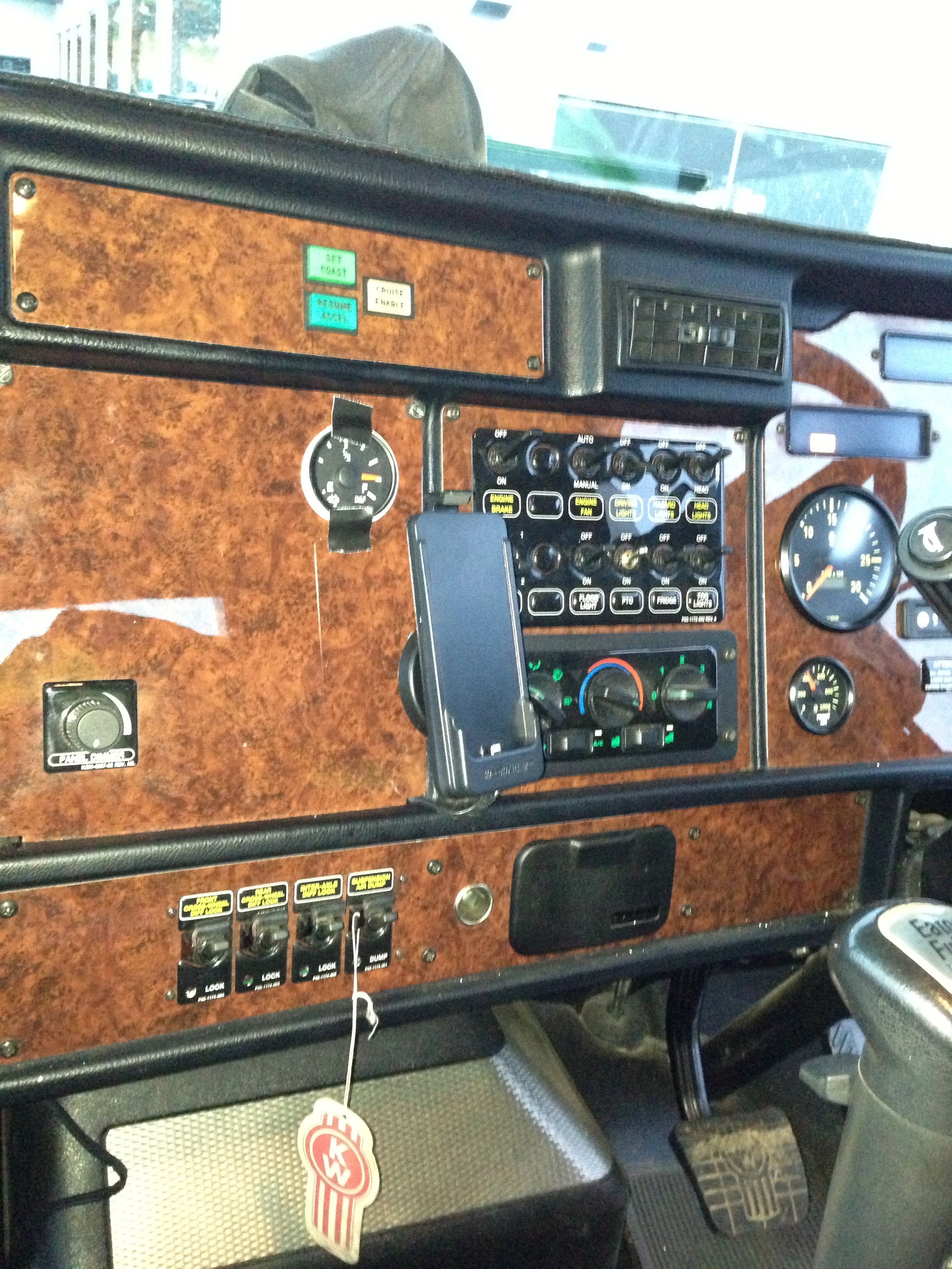 Automotive Electronics | Car Electronic Installation | Brisbane ...